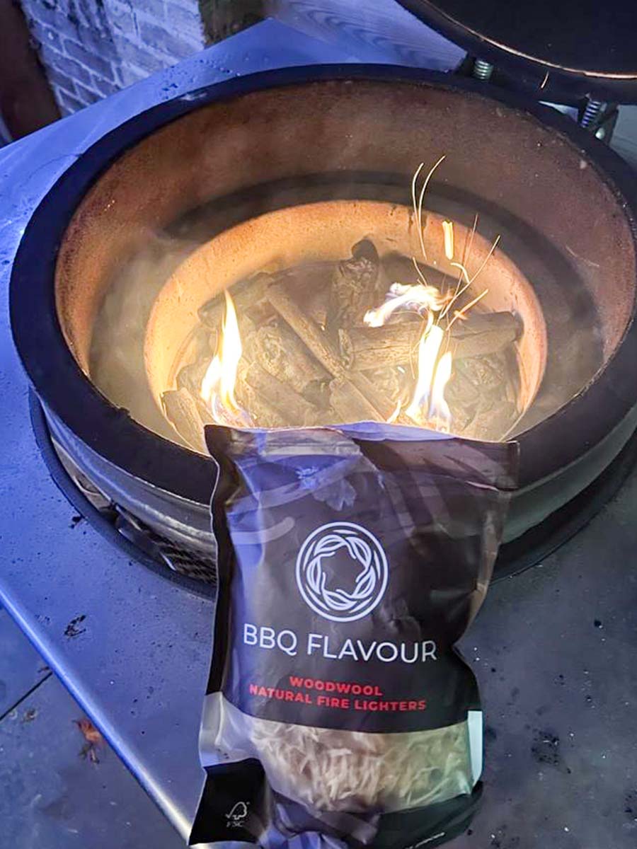 Aanmaakwokkels BBQ Flavour Wood Wool zak 25 stuks